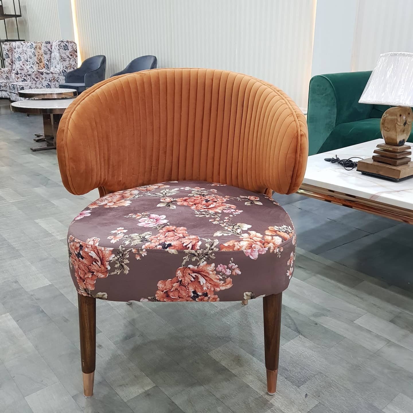 Lyla Lounge Chair - Couchlane